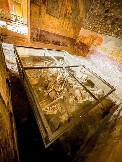 Pompeii in 2h and 30mnt: walk with local guide - Price and Value Analysis