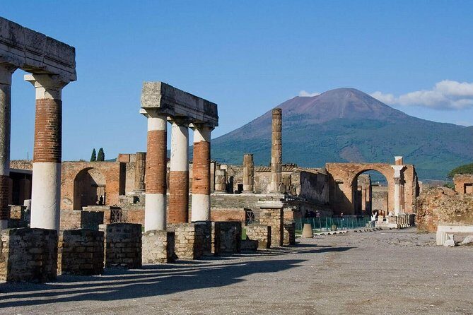 Pompeii Ruins & Wine Tasting with Lunch on Vesuvius with Private Transfer - Price and Value Analysis