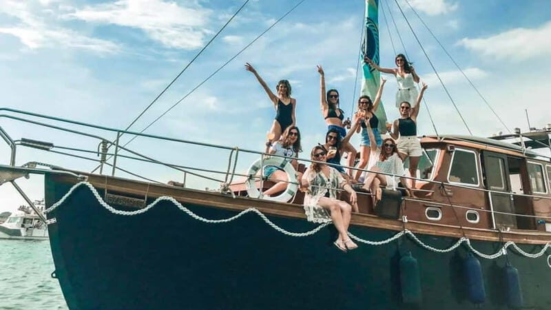 Porto : Party on Private Boat (1-10px) - The Scenic Route and Highlights