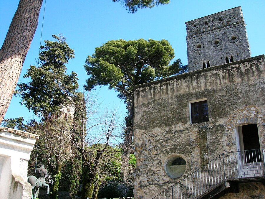 Villa Rufolo Moorish cloister in Ravello
