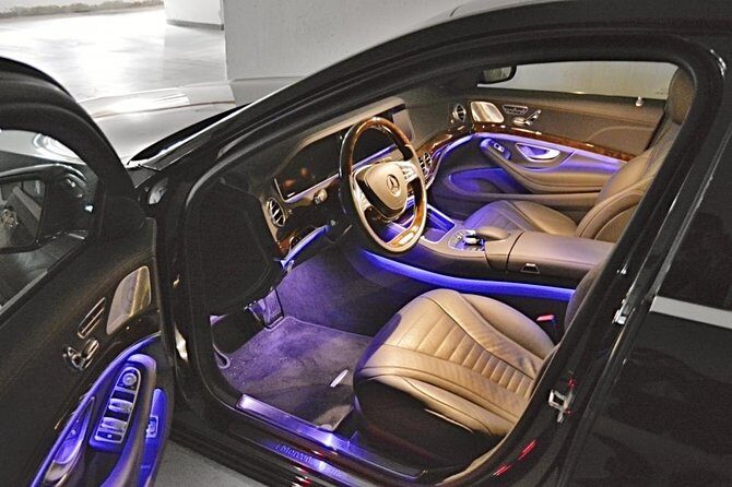 Prague airport luxury transfer by a Mercedes Benz S class - Practical Details and Tips