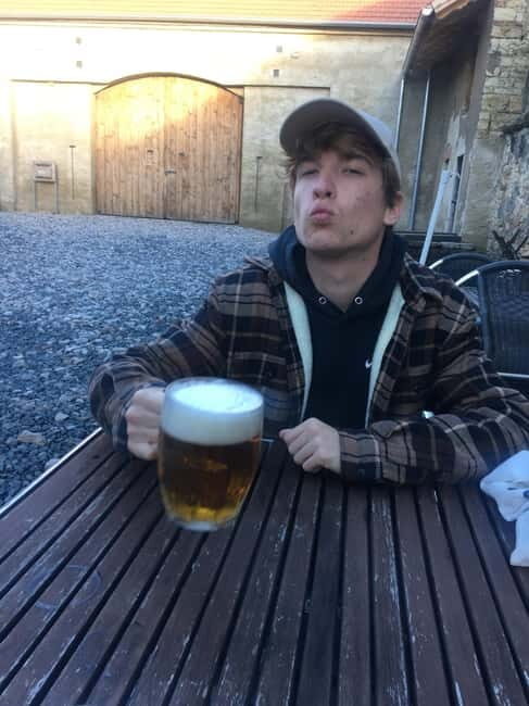 Prague: Local Neighborhoods and Pubs Walking Tour - The Itinerary in Detail