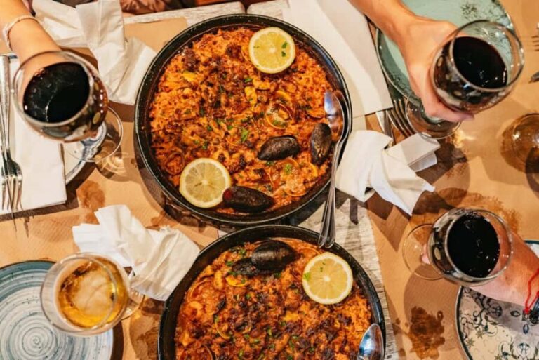 PREMIUM TAPAS TOUR: Tapas, Paella and Winery - Who Will Love This Tour?