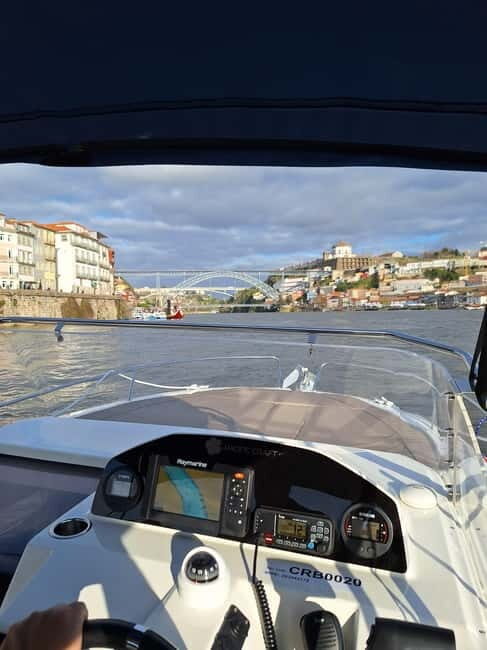Private 6 Bridges Cruise in Porto with Optional Sunset - The Bridge Highlights: A Waterside Walk Through Porto’s Iconic Landmarks