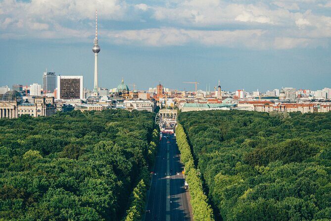 Private Berlin Top Historical Sites Tour with Black Van - How to Maximize Your Experience