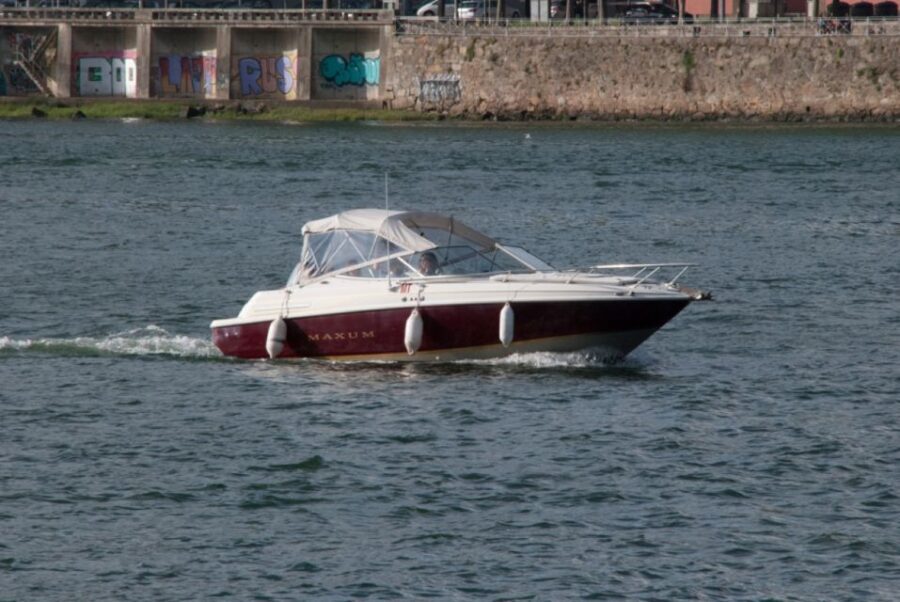Private Boat Tour 6 Bridges, up to 6px Sunset Option - Route and Major Stops: What Makes Each Memorable