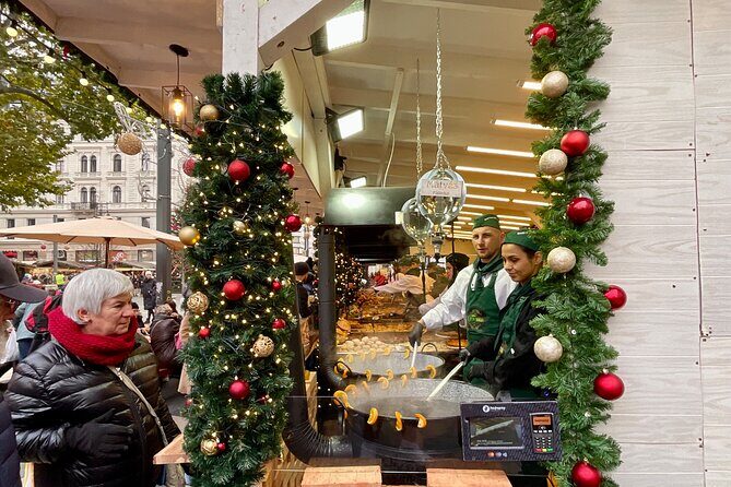 Private Budapest Christmas Market Tour with Chimney Cake & Mulled Wine - Why This Tour Offers Great Value