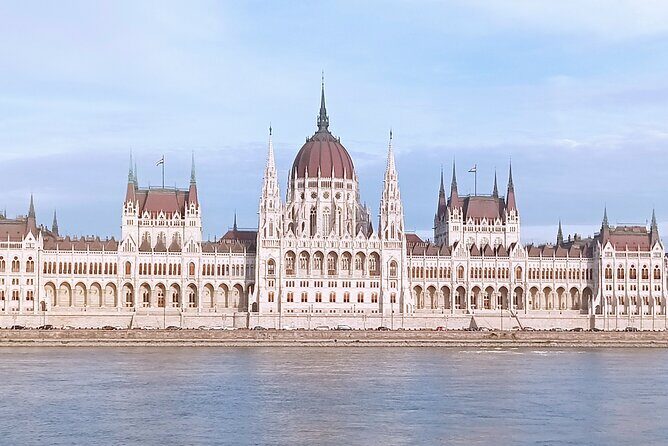 Private car or minivan transfer from Budapest to Vienna or back. - The Reviews: Real Travelers’ Insights