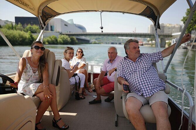 Private cruise with Paris water way - What Makes This Tour Stand Out?