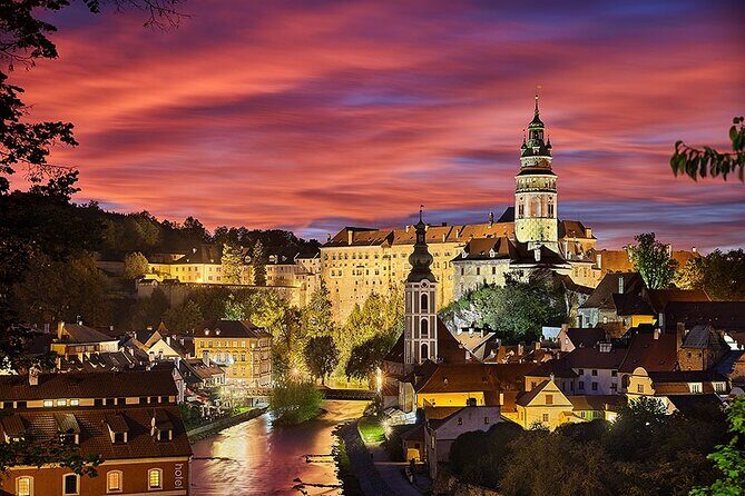 Private Day Trip from Prague to Cesky Krumlov - Exploring Holasovice: The Rural Czech Charm