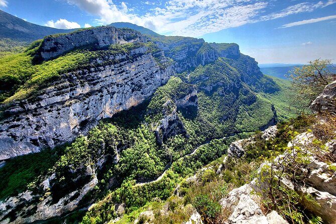 Private discovery of the hinterland of the Côte d'Azur - Authentic Experiences and Insights from Reviews