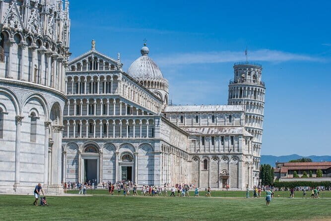 PRIVATE Full-Day Tour around Pisa and Lucca from Florence - The Itinerary in Detail