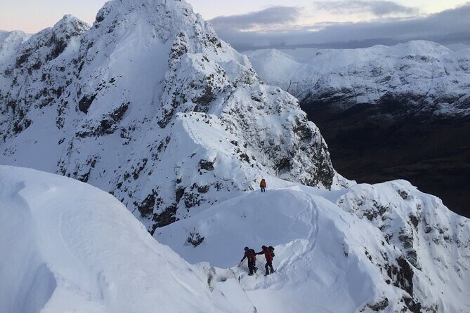 Private Guided Winter Mountaineering Experience in the Cairngorms - An In-Depth Look at the Cairngorms Winter Mountaineering Tour