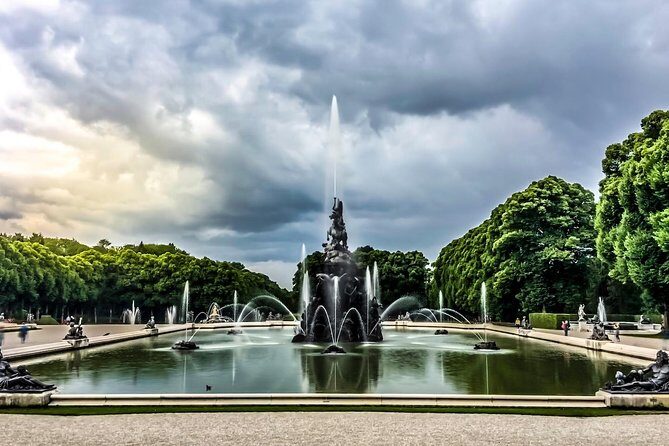 Private Herrenchiemsee Castle Tour from Munich with Cruise and Carriage Ride - Detailed Breakdown of the Itinerary