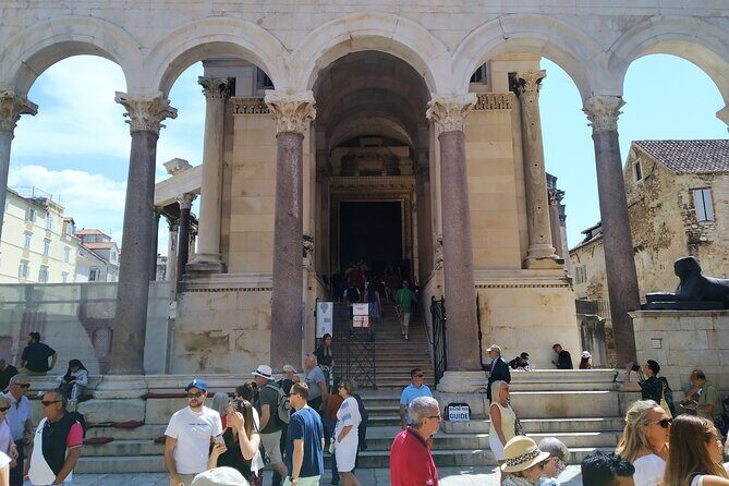 Private History tour - small group - Why This Tour Stands Out