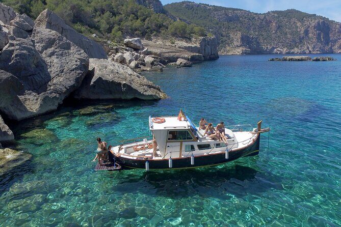 Private Mediterranean classic boat with Paddle boards+Snorkelling - What’s Included & What to Bring