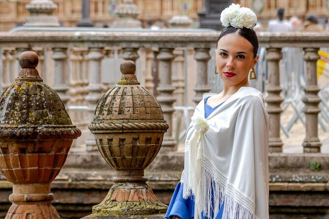 Private Photo Shoot in Seville : Spanish Steps - Who Will Love This Experience?