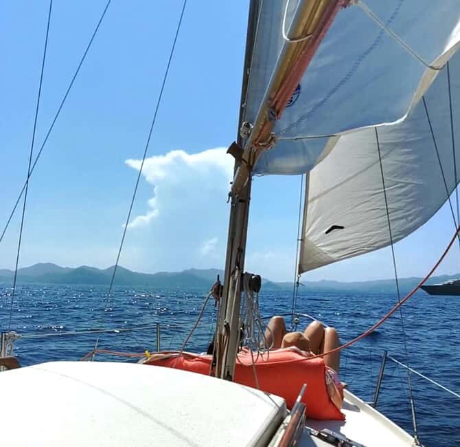 Private sailing trip & Provençal picnic - Why the Private Sailing & Provençal Picnic Stands Out