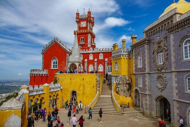 Private Tour: Discover the best of Sintra in 1 day avoiding queues - Who is This Tour Best For?