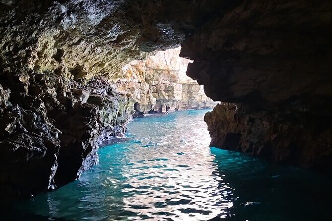 Private tour in Polignano to discover the caves with aperitif - Meeting and Departure