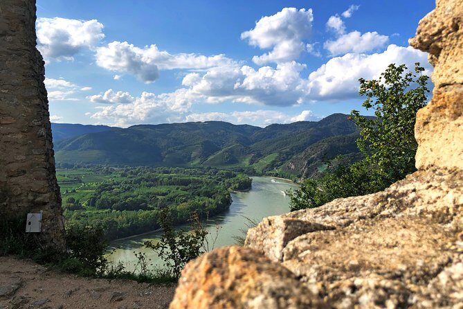 Private Tour Vienna to Salzburg via Wachau & Lake District - What Makes This Tour Stand Out?
