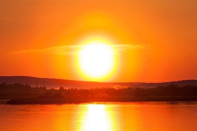 Private Traditional Lakeside Sauna with Midnight Sun - What is the Private Lakeside Sauna Experience in Rovaniemi?