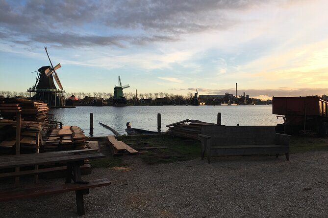 Private transfer between Rotterdam - Amsterdam (incl. Schiphol airport) - The Details of Your Private Transfer Experience