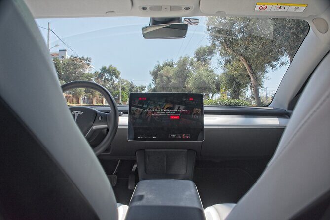 Private Transfer from Athens Airport to Athens City with Tesla - The Breakdown of the Journey