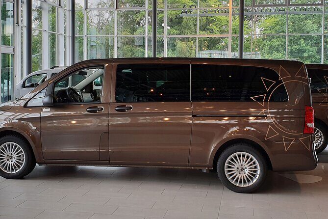 Private Transfer from Grindelwald to Zurich Airport - What Does the Journey Look Like?