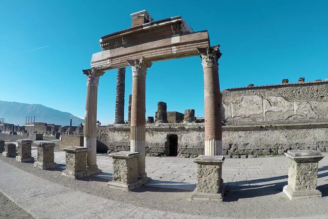 Private Transfer NAPLES to AMALFI or vv (with Stop option in Pompeii) - Why Choose This Transfer?