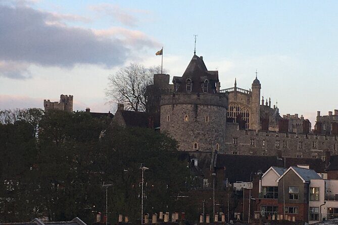 Private Walking Tour of Windsor with Award Winning Guide - The Sum Up