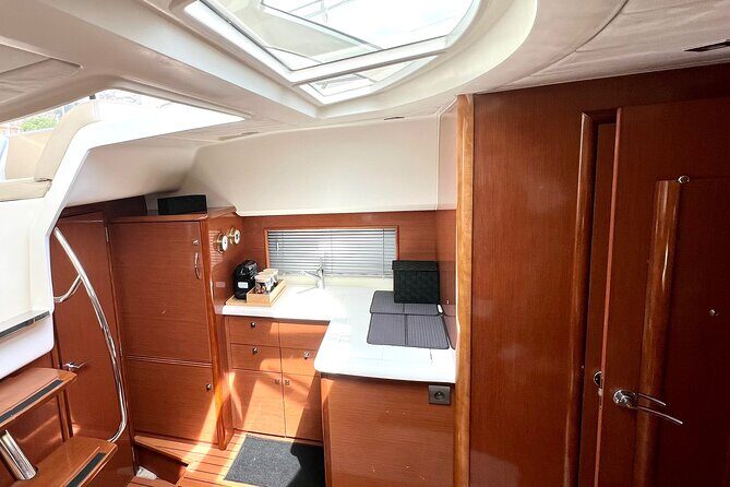 Private Yacht Charter with Skipper on The French Riviera - FAQ