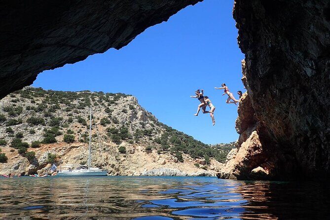 PrivateTour to Small Cyclades or Holed cave ,Blue Lagoon ,Paros - Practical Details and Tips