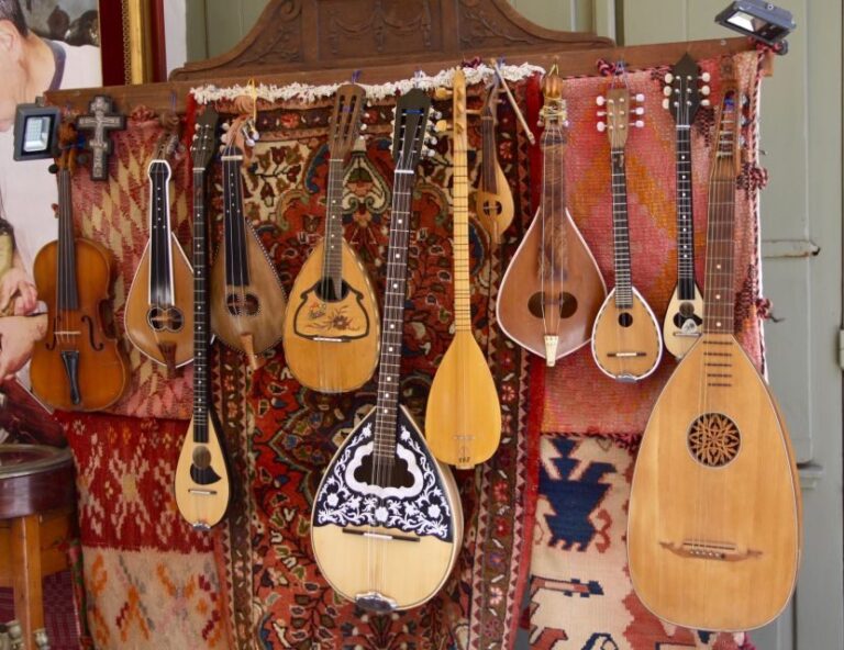 Rethymno: Private Old Town Highlights Tour with Street Food - Practical Details: What to Expect