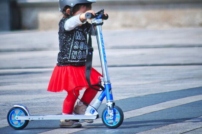 Ride the Walls - Exploring Lucca’s Top Sights on Two Wheels