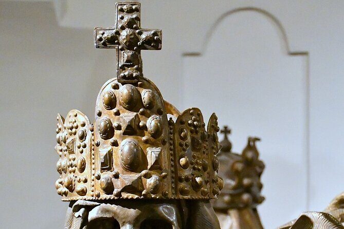 Rome: Capuchin Crypts Entrance with hosting &Audio guide - FAQ