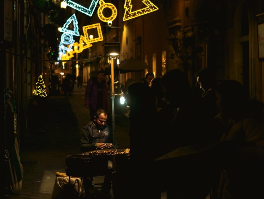 Rome: Christmas Lights Walking Tour - The Experience: What to Expect