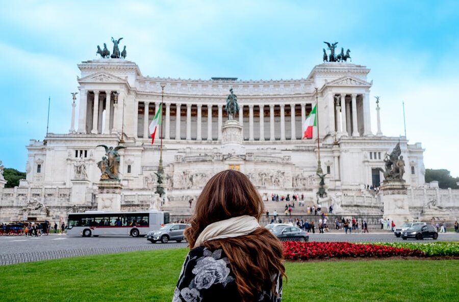 Il Vittoriano monument at Piazza Venezia Rome