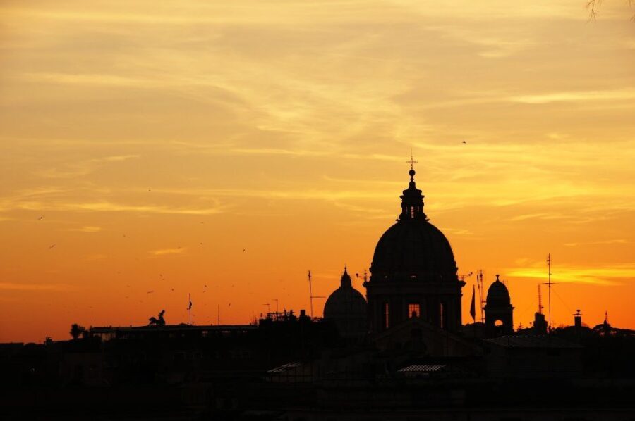 Rome: Piazzas and Fountains Sunset Tour with Aperitivo - The Practicalities: What to Expect