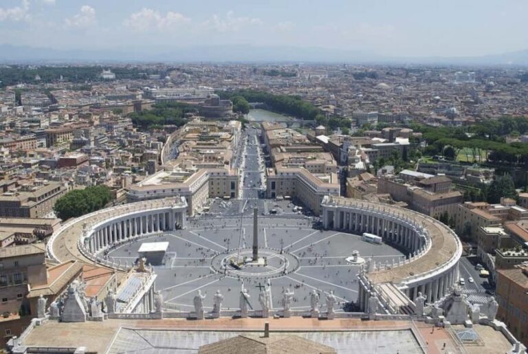 Rome: St.Peter's Basilica Entrance & App Audio option Dome - The Dome Climb: A Unique Perspective