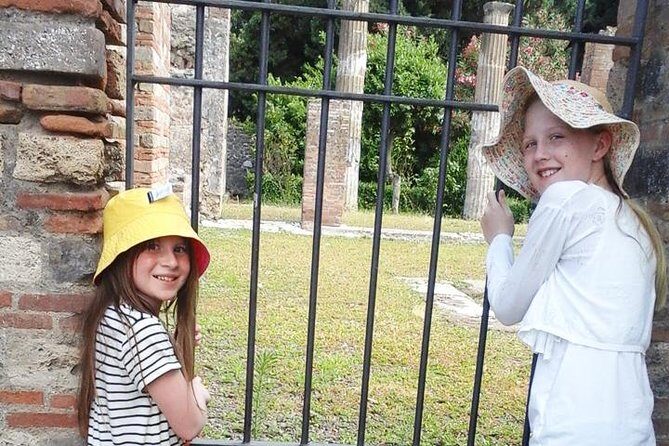 Rome to Pompeii for Kids and Families with lunch at Winefarm - Pickup & Transport