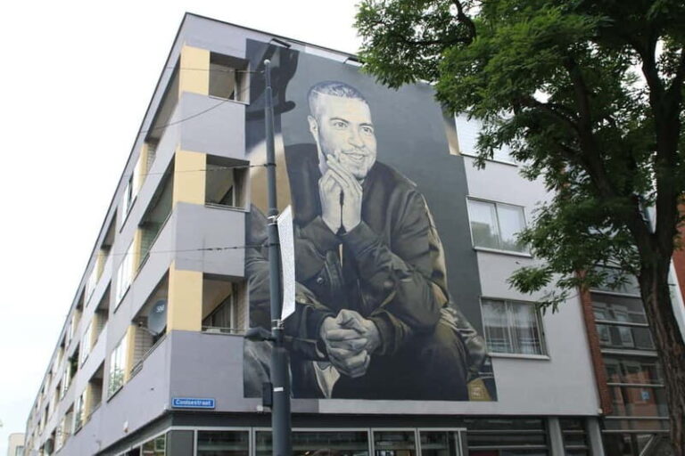 Rotterdam Street Art tour: Including specialised guide - Who Should Book This Tour?