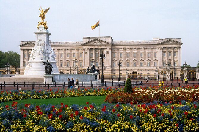 Royal London Tour with Afternoon Tea at The Rubens at the Palace - The Afternoon Tea Experience