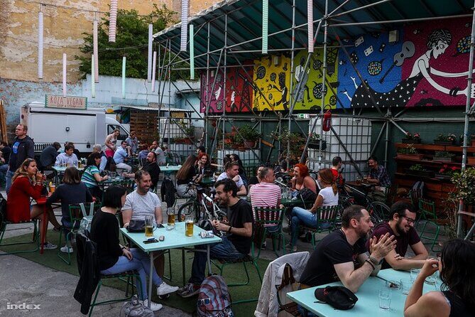 Ruin Bars Tour (Culture, history, and drinks) PROMO PRICE - The Value of the Ruin Bars Tour