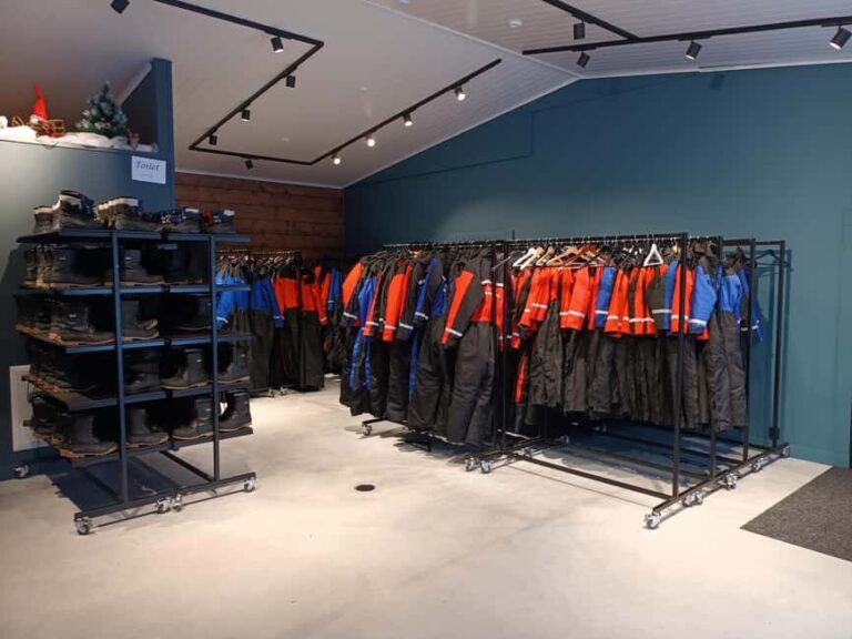 Ruka: 4h Snowmobile Safari with Snack and Campfire - A Genuine Look at the Ruka Snowmobile Safari