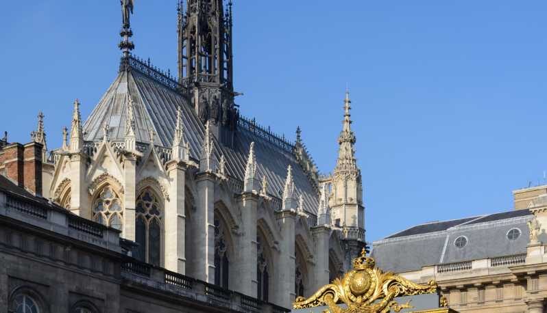Sainte Chapelle & Conciergerie Private Guided Tour - The Conciergerie: From Royal Fortress to Revolutionary Hub