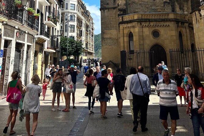Sampling San Sebastián's History: A Self Guided Audio Tour - Who Should Consider This Tour?