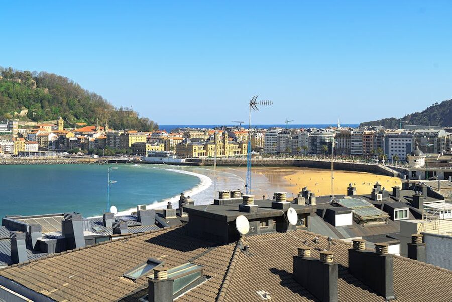 View over San Sebastián rooftops toward the bay