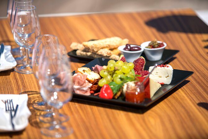 Santorini Private Wine Tour - Transportation and Comfort