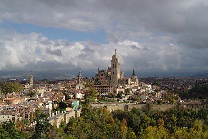 Segovia Experience - The Guide: Knowledgeable and Engaging